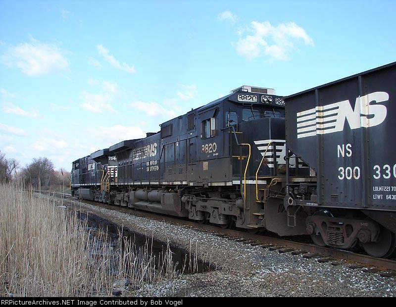 NS 8820